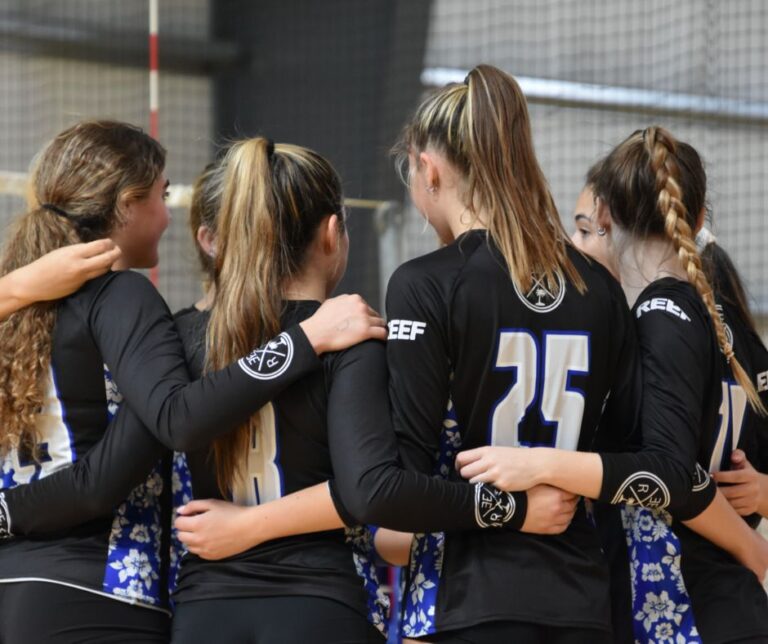 9 Habits of Highly Effective Team Players | I Love to Watch You Play